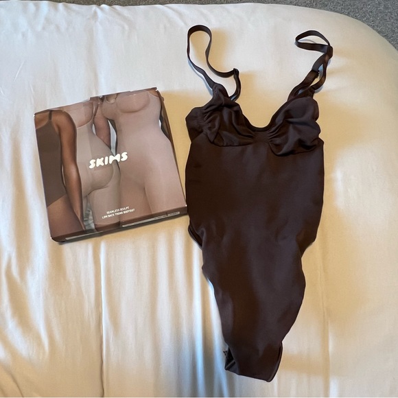 SKIMS | Intimates & Sleepwear | Skims Low Back Thong Bodysuit | Poshmark